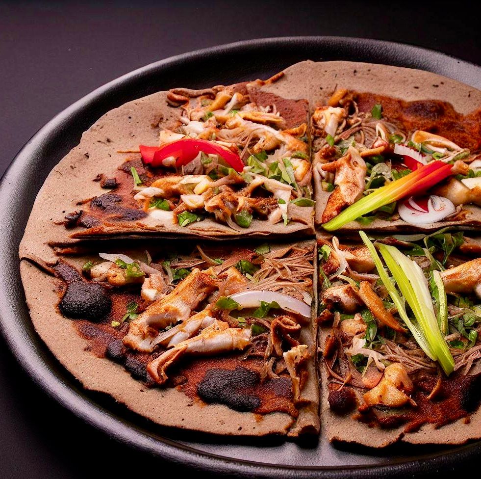 Chef Luciano's Tlayudas con Chapulines: A Recipe for Entomophagists, an ...